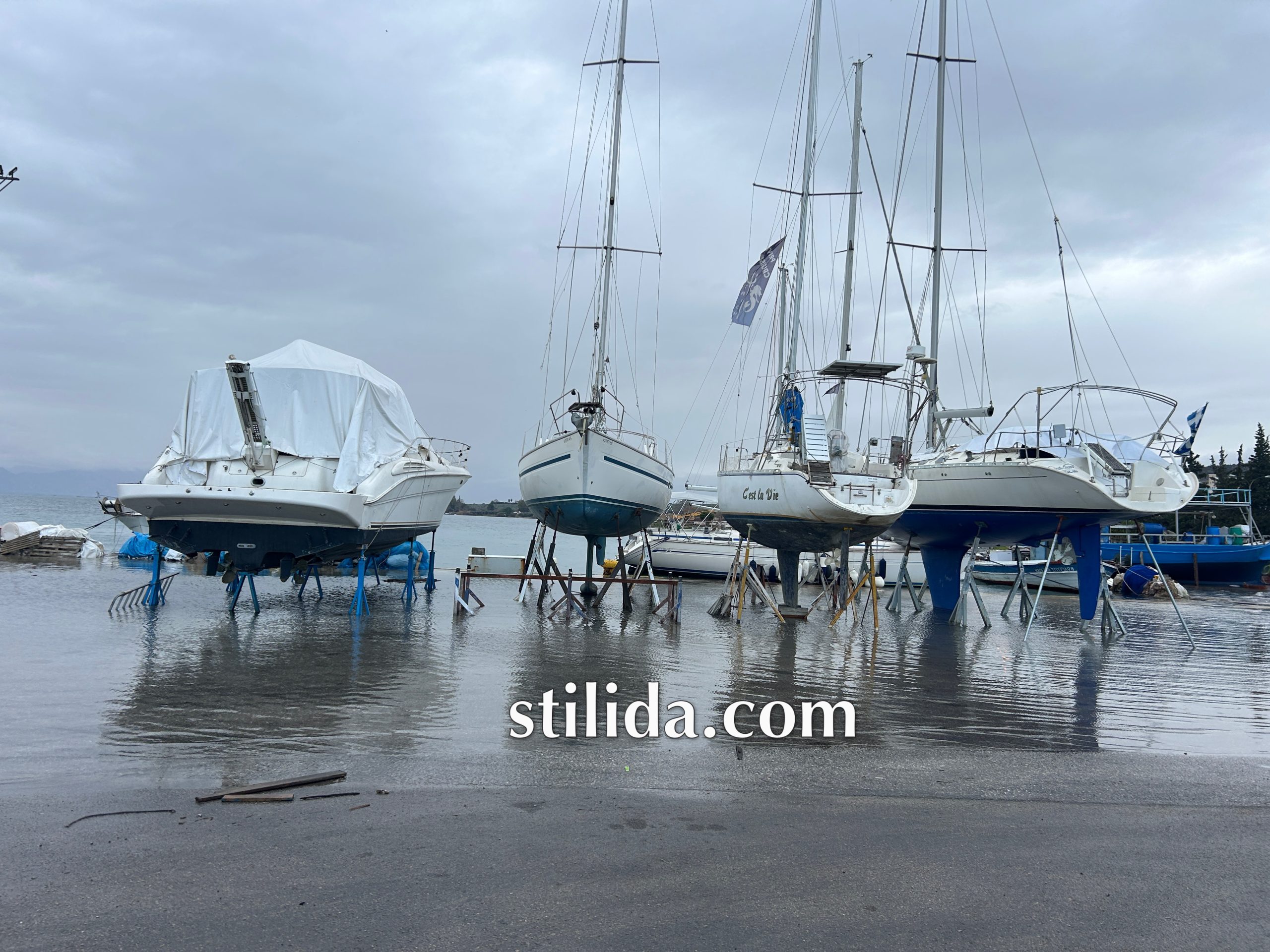 Στυλίδα: Πλημμύρισε η θάλασσα-Εντυπωσιακές εικόνες! — Stilida.com