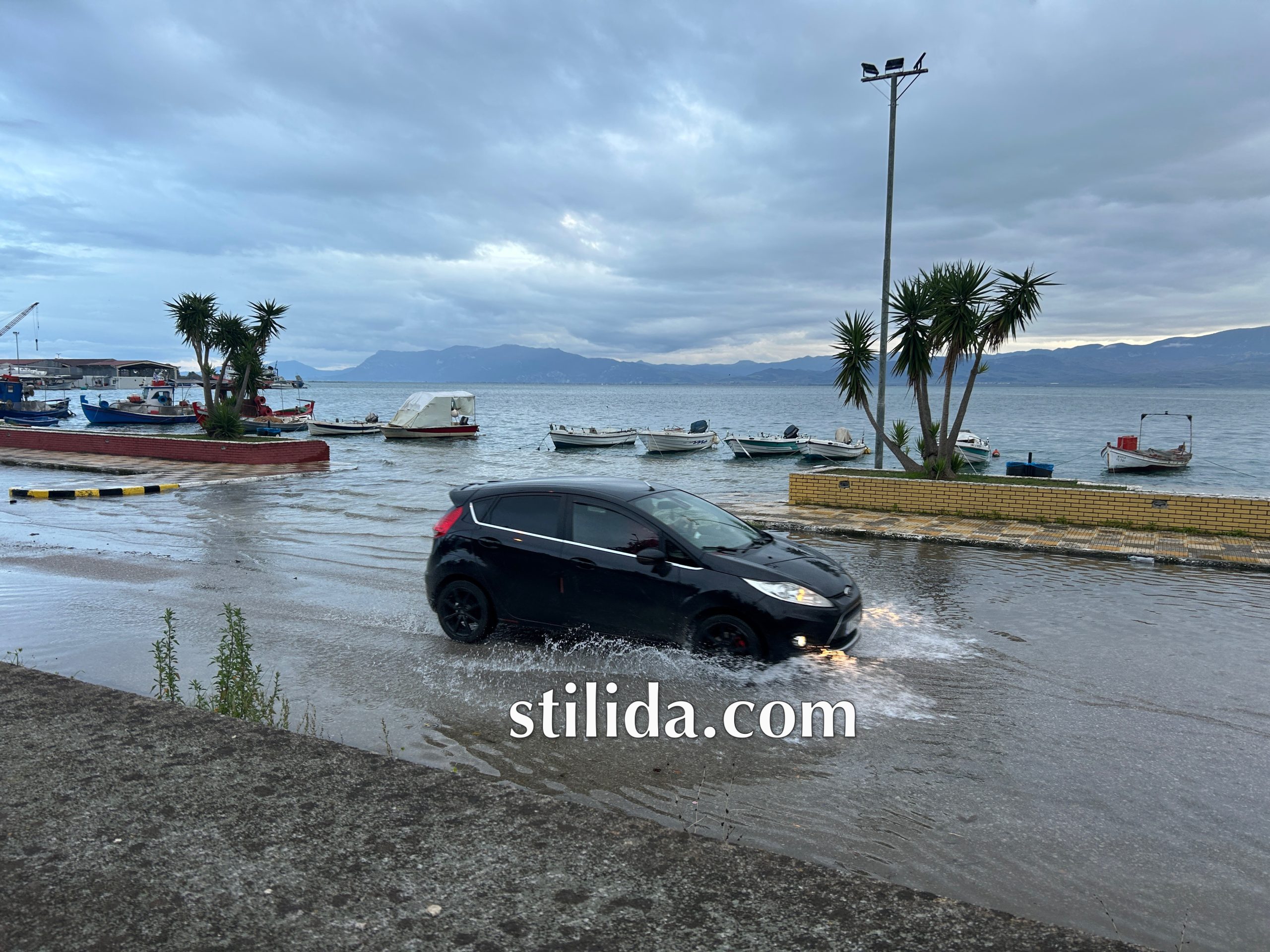Στυλίδα: Πλημμύρισε η θάλασσα-Εντυπωσιακές εικόνες! — Stilida.com